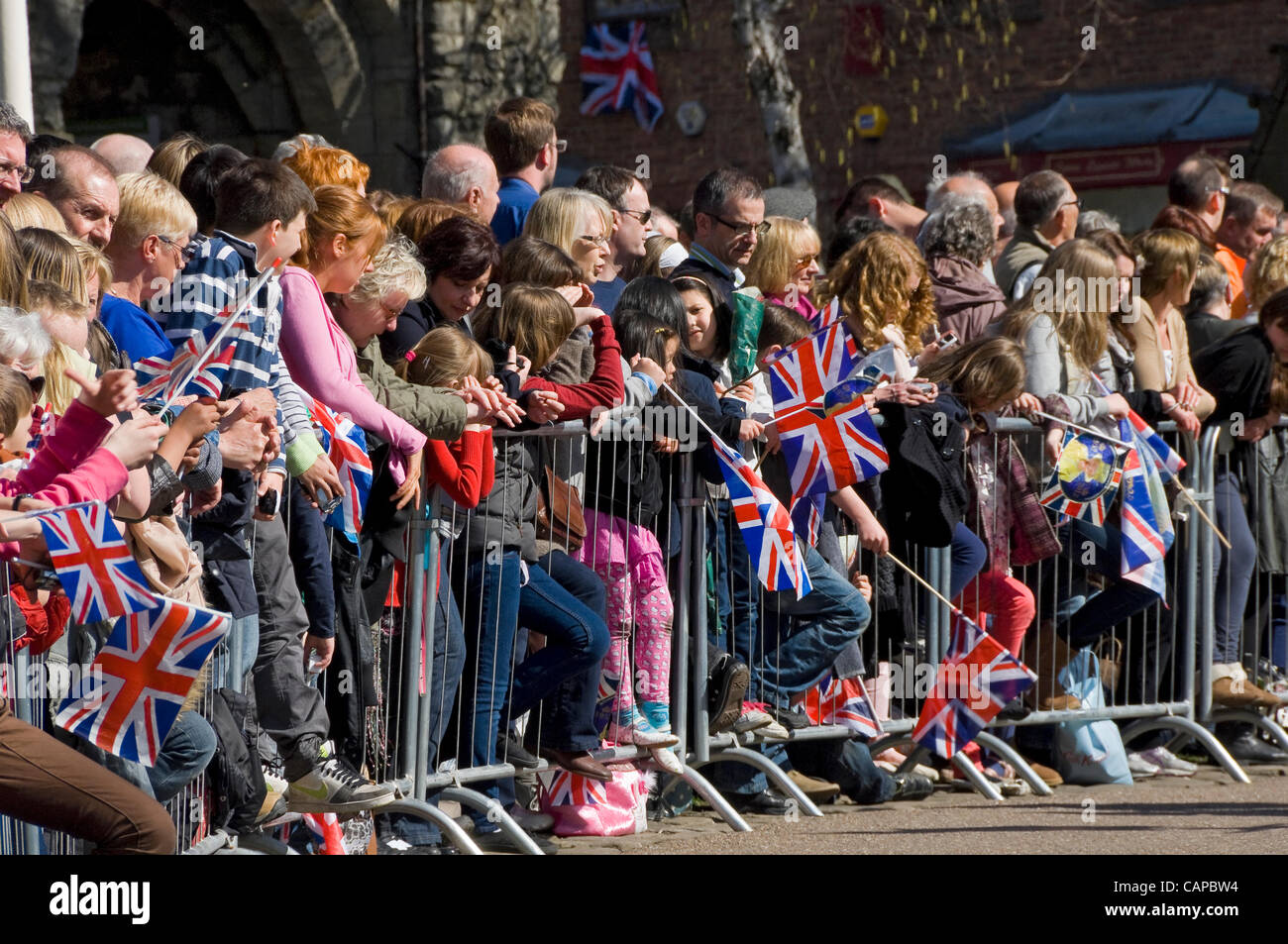 Children waving flag uk High Resolution Stock Photography and Images ...