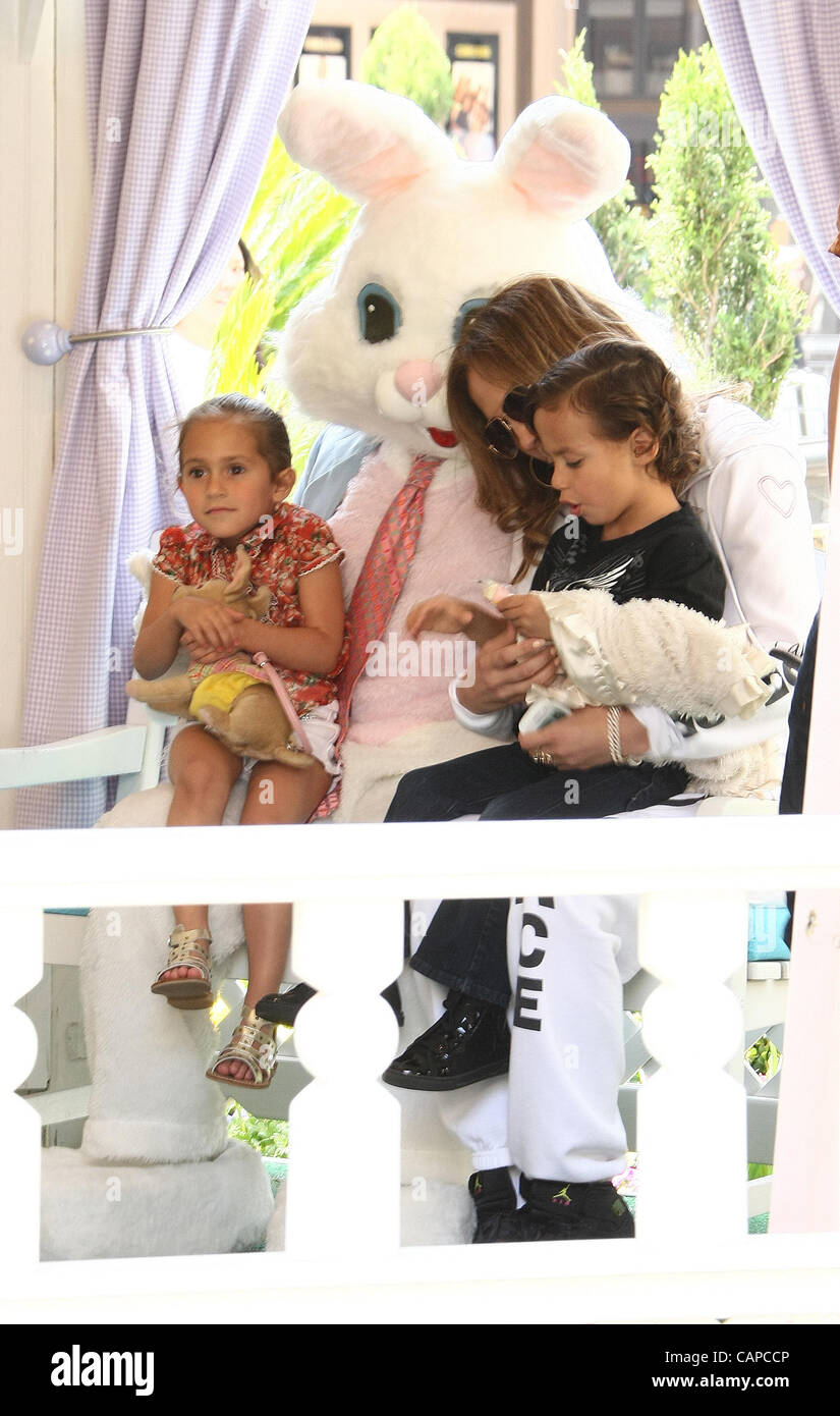 Emme lopez anthony and max lopez anthony hi-res stock photography and ...