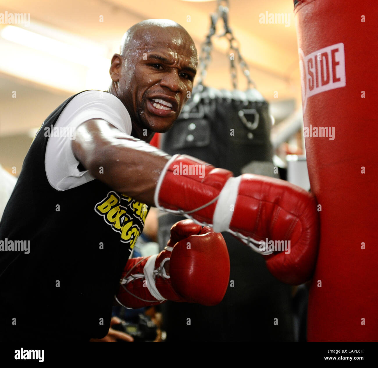 FLOYD ''MONEY'' MAYWEATHER arrives in style for his media work out for ...