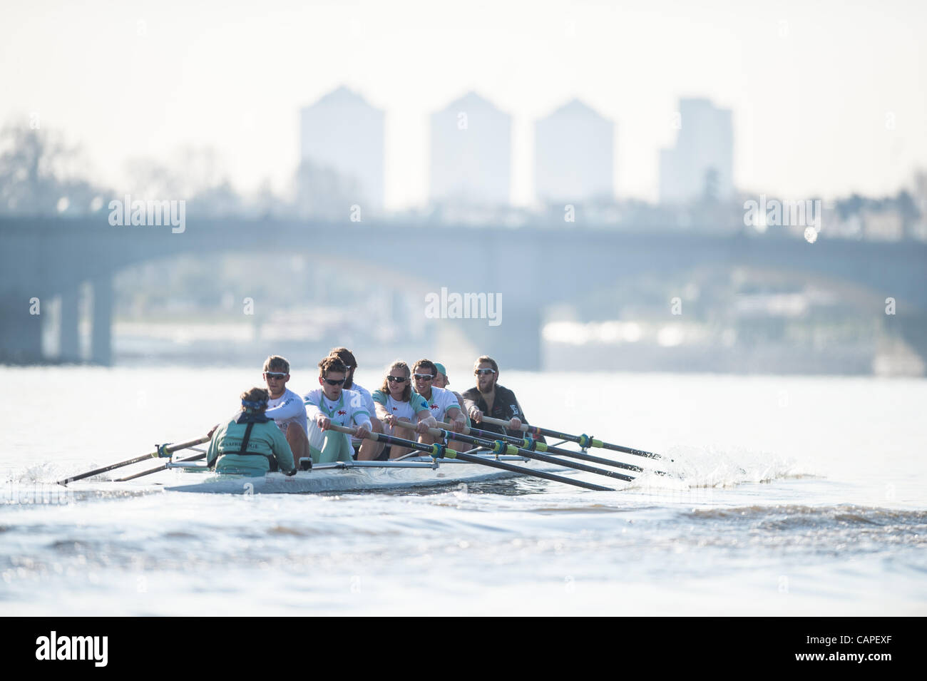 River Thames, London, UK. 06/04/2012. The 158th Xchanging Oxford ...