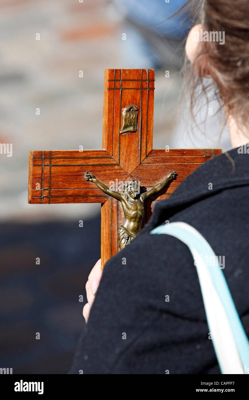 Procession with a cross hi-res stock photography and images - Alamy