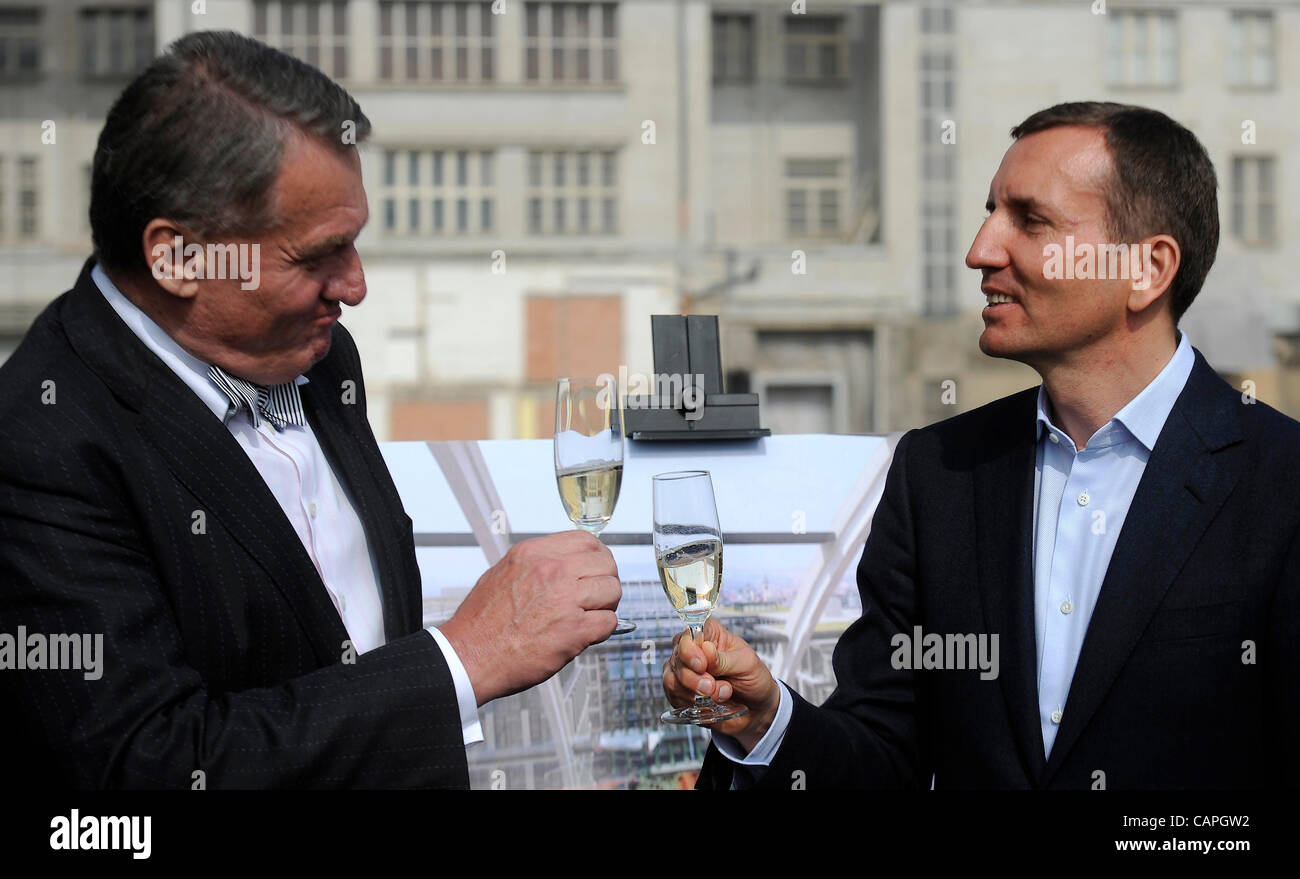 From left: Mayor of Prague Bohuslav Svoboda and Marek Dospiva from ...