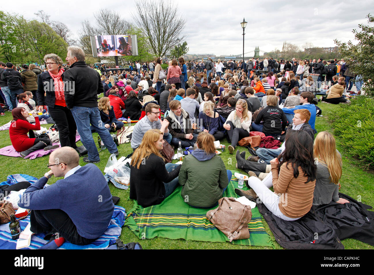 2012 university boat race hi-res stock photography and images - Alamy