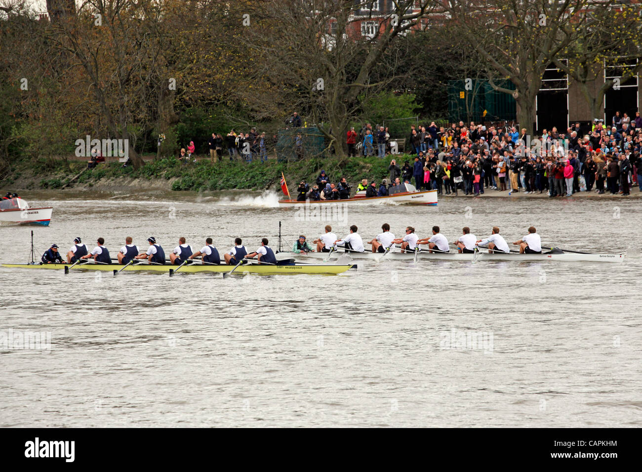 The Oxford and Cambridge Boats racing down the Hammersmith stretch of ...