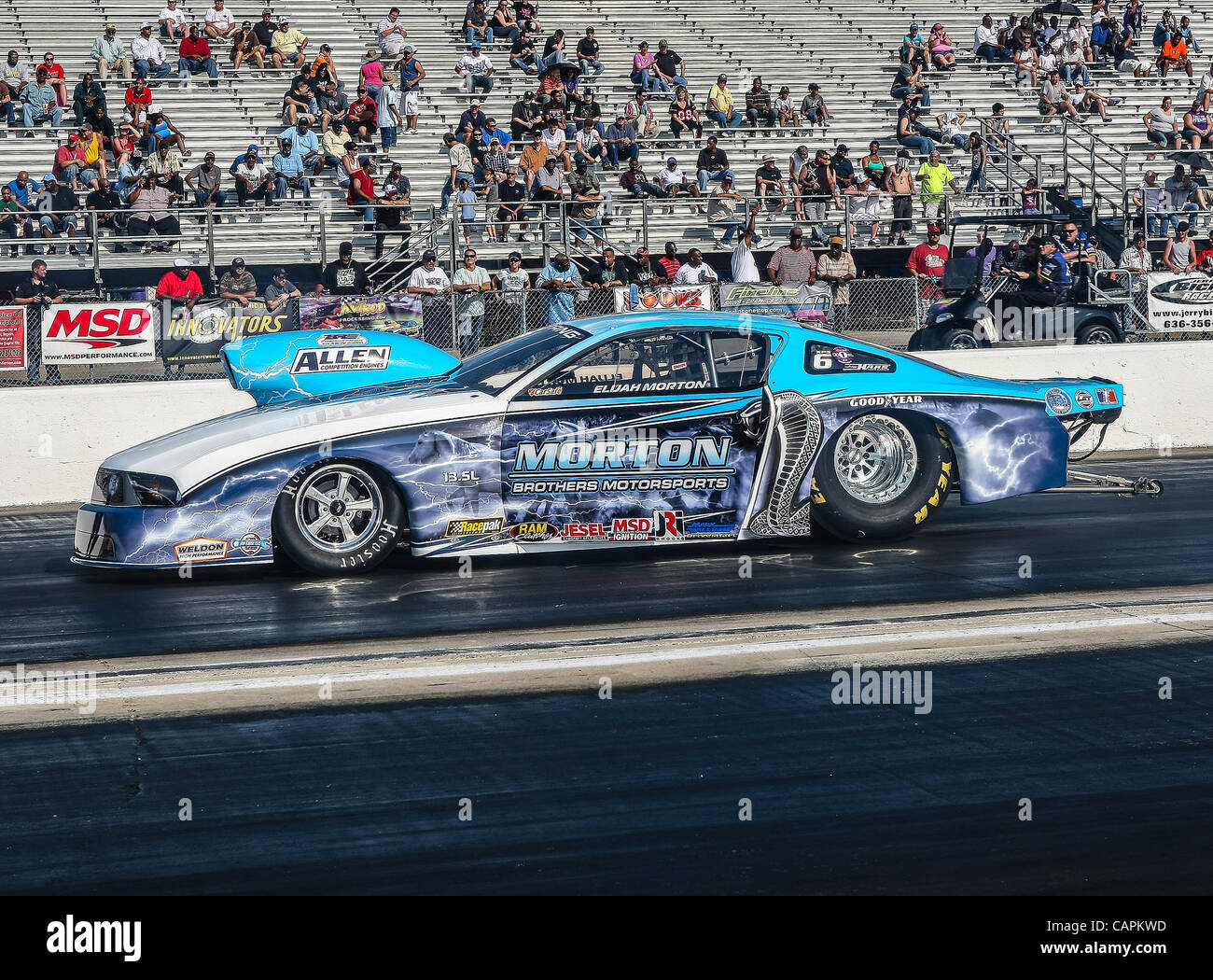 Pro stock cars drag racing hi-res stock photography and images - Alamy