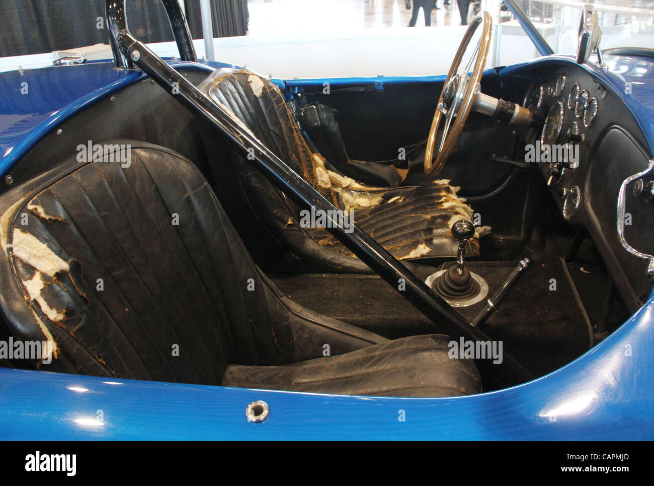 Shelby cobra interior hi-res stock photography and images - Alamy
