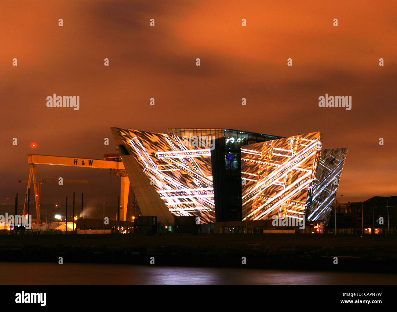 Titanic's construction hi-res stock photography and images - Alamy