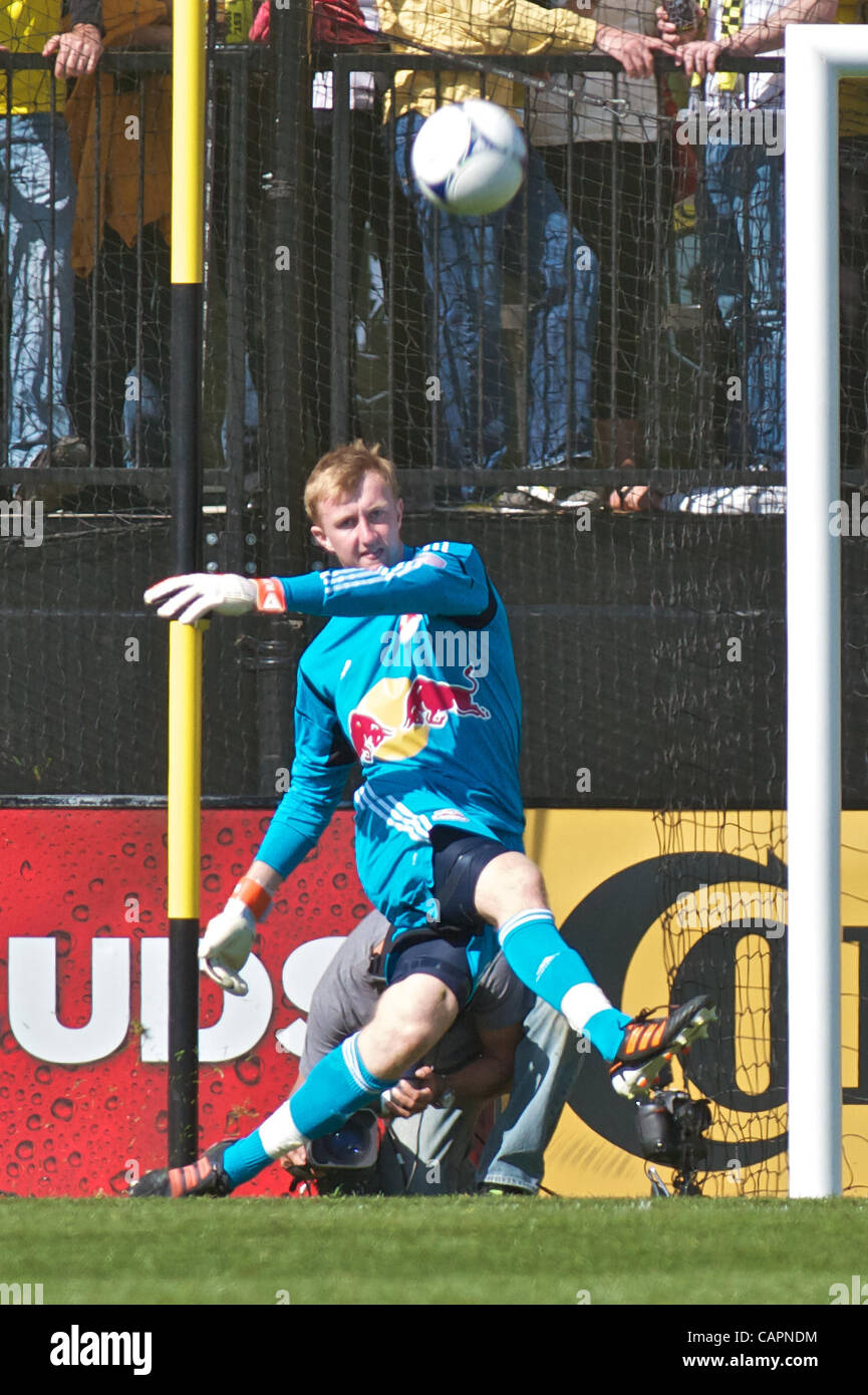 New york red bulls goalkeeper ryan meara 18 hi-res stock photography ...
