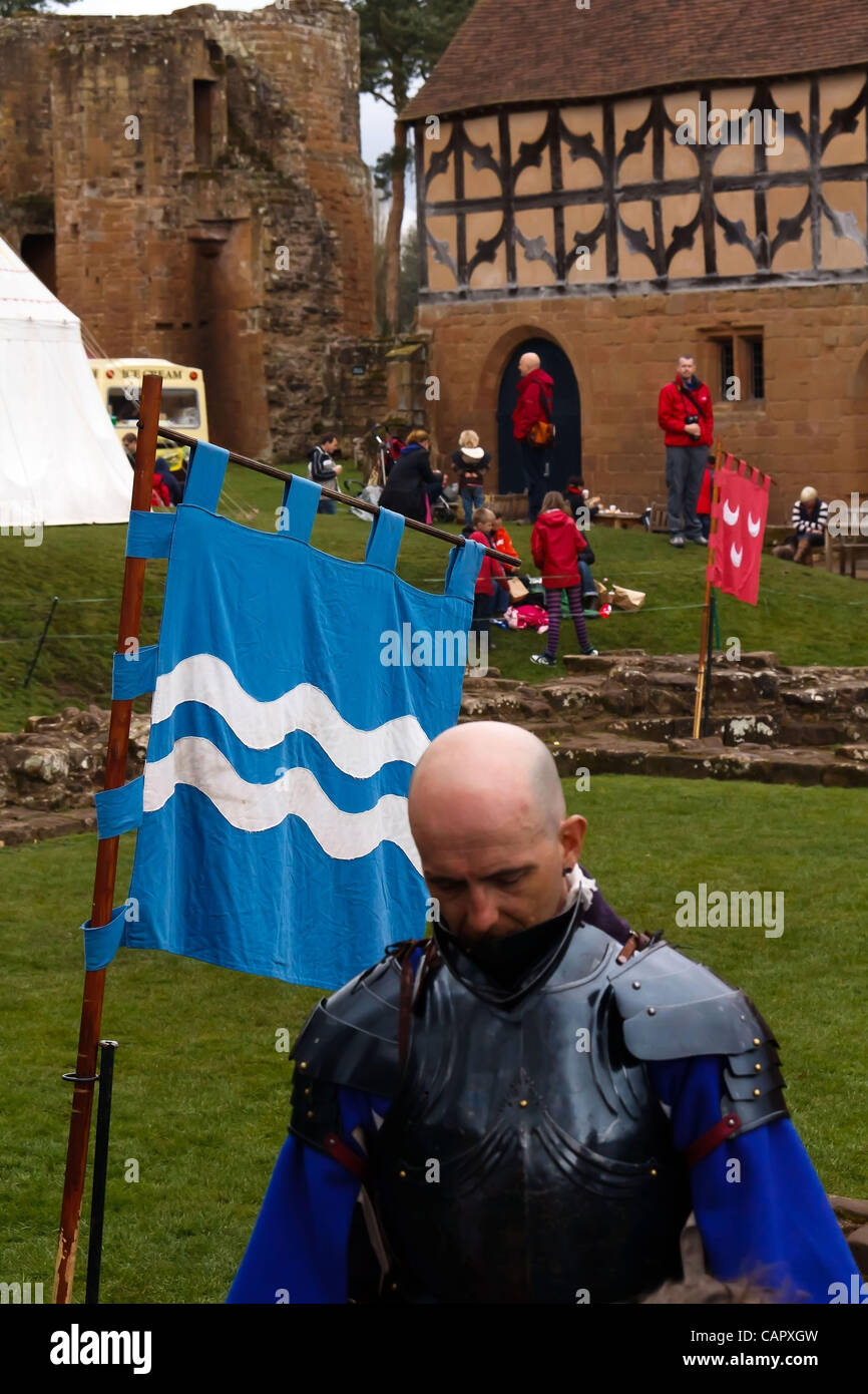 Lost knight hi-res stock photography and images - Alamy