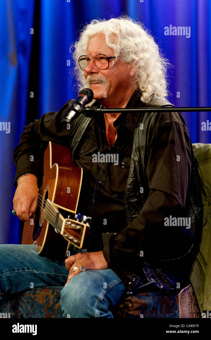 April 09, 2012 - Los Angeles, CA, USA - ARLO GUTHRIE discusses his ...