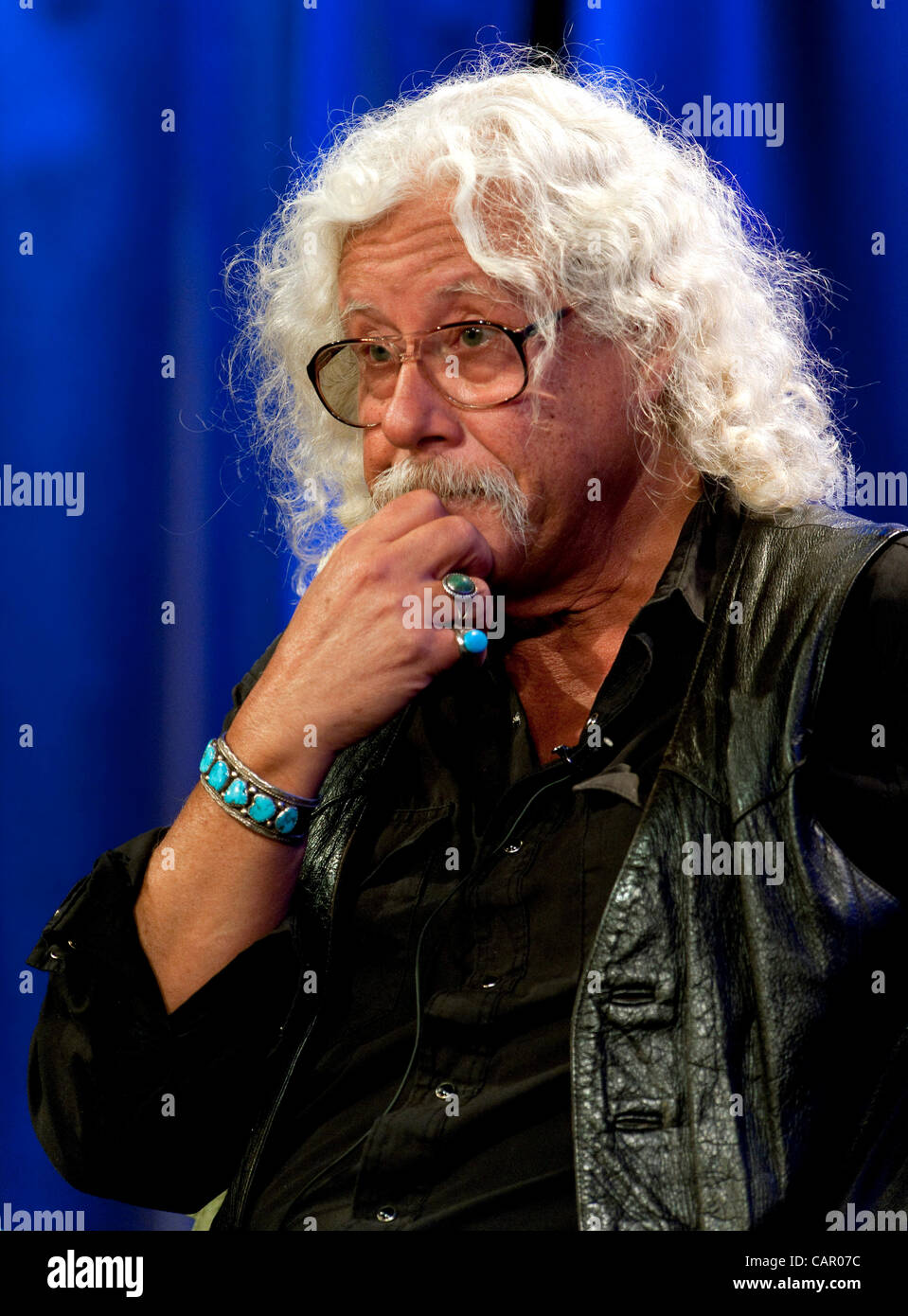 Woody And Arlo Guthrie High Resolution Stock Photography and Images - Alamy