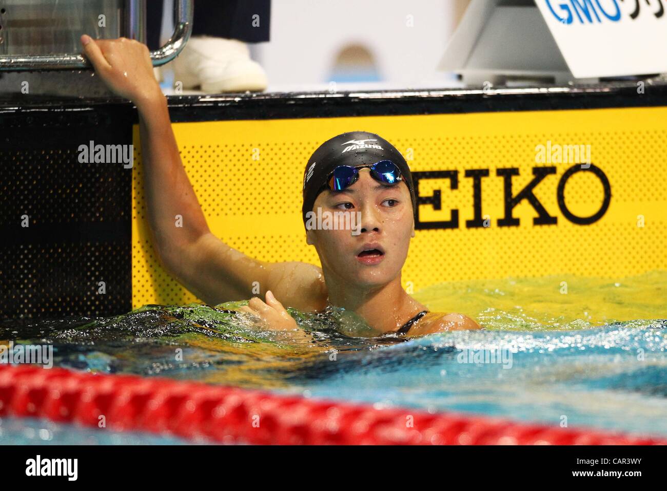 Womens 100m freestyle semifinal hi-res stock photography and images - Alamy
