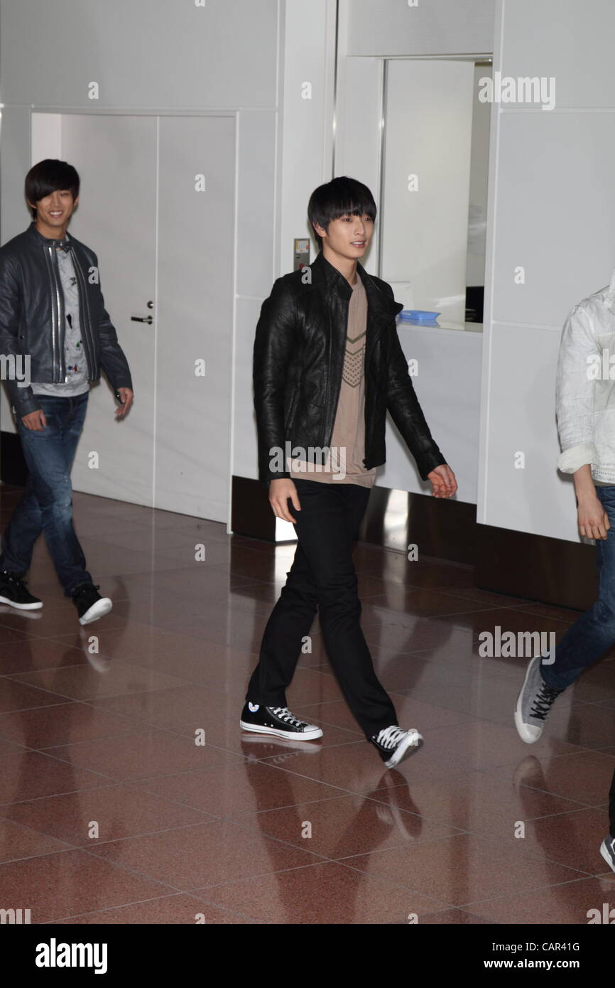 April 10, 2012, Tokyo, Japan - Korean pop group '2PM 2AM' arrives at Haneda International ...