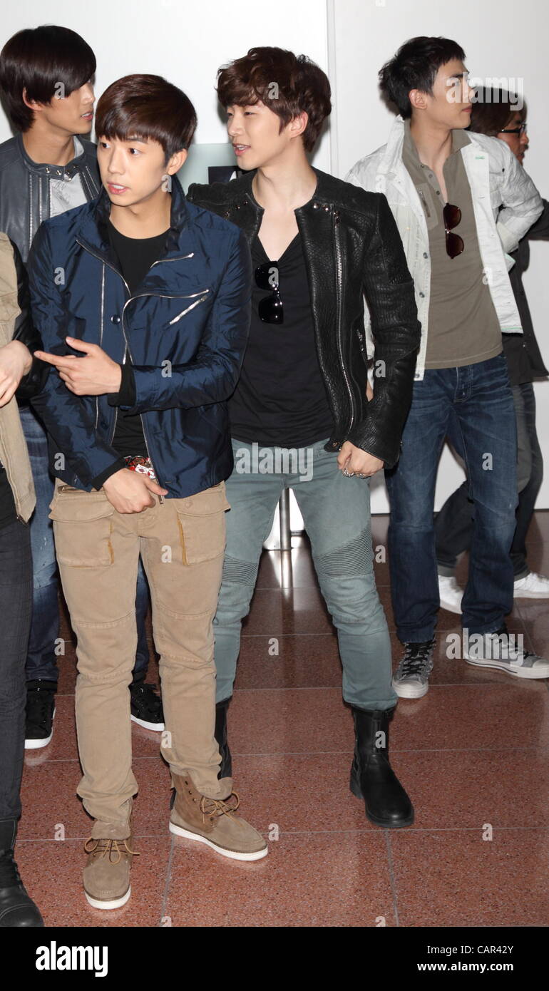 April 10, 2012, Tokyo, Japan - Korean pop group '2PM 2AM' arrives at Haneda International ...