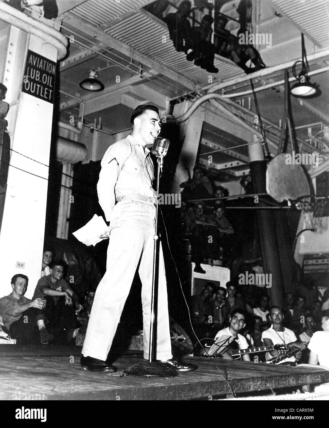 JONATHAN WINTERS.P.F.C. WINTERS AS M.C. ABOARD USS BON HOMME RICHARD ...