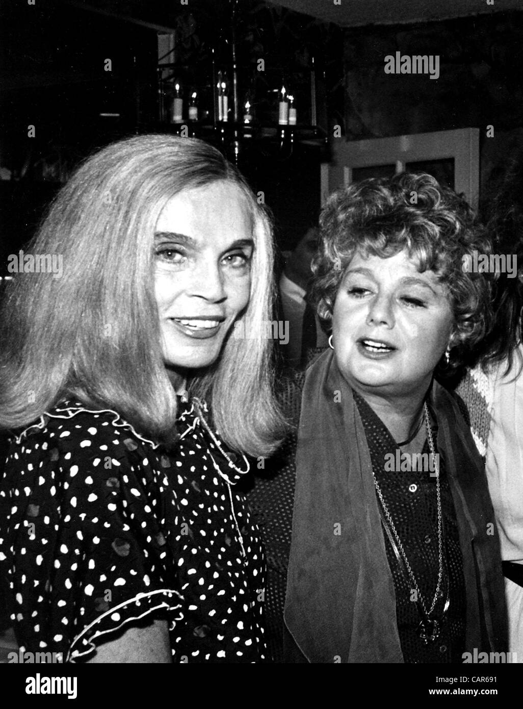 Lizabeth scott hi-res stock photography and images - Alamy