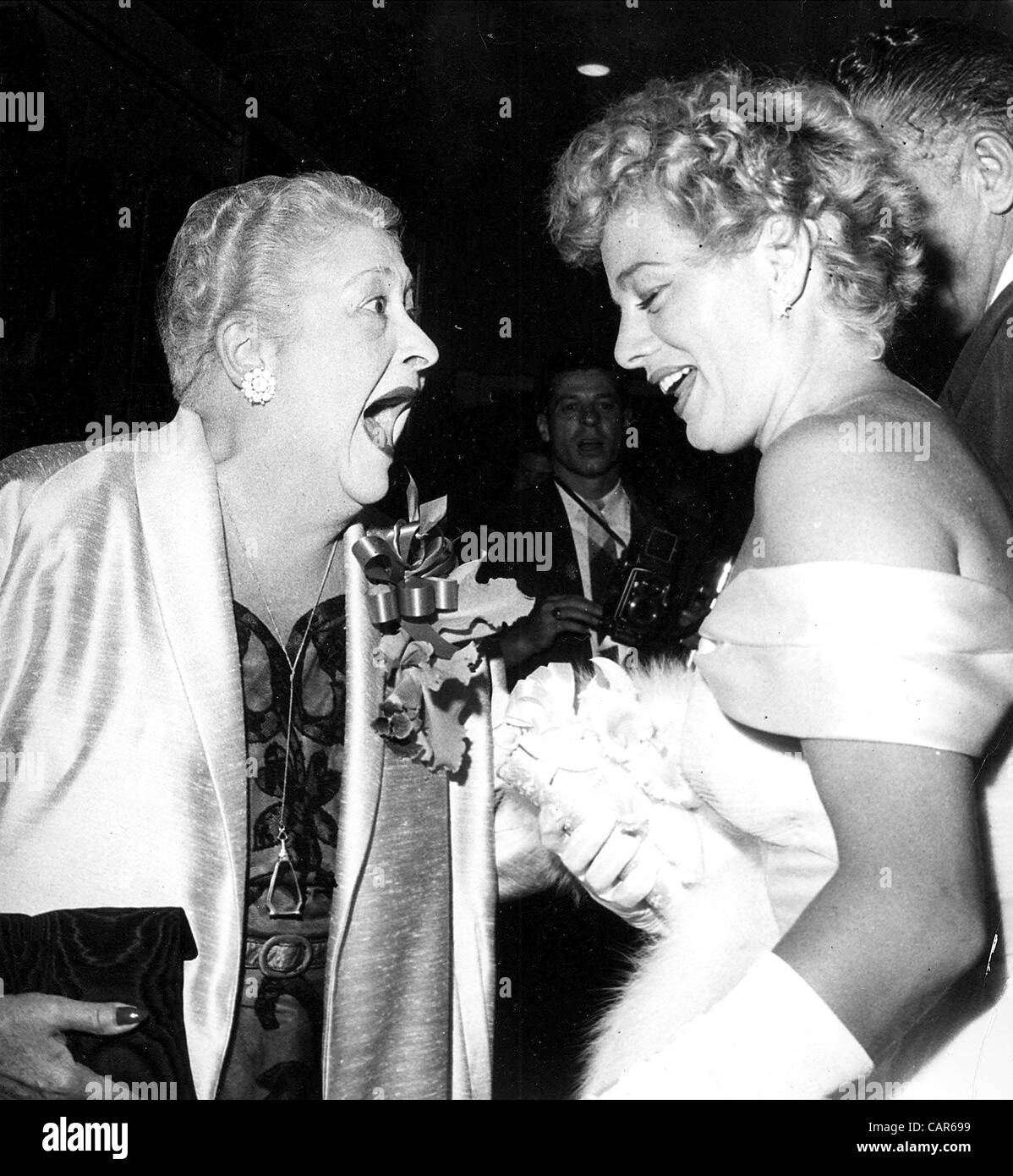 SHELLEY WINTERS AND CLARA K YOING. SHELLEYWINTERSRETRO(Credit Image: Â ...