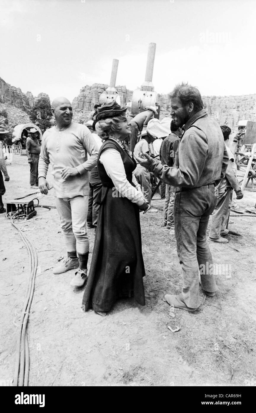 Shelly winters hi-res stock photography and images - Alamy