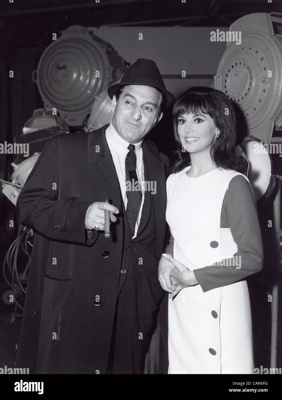 Danny thomas and marlo thomas hi-res stock photography and images - Alamy