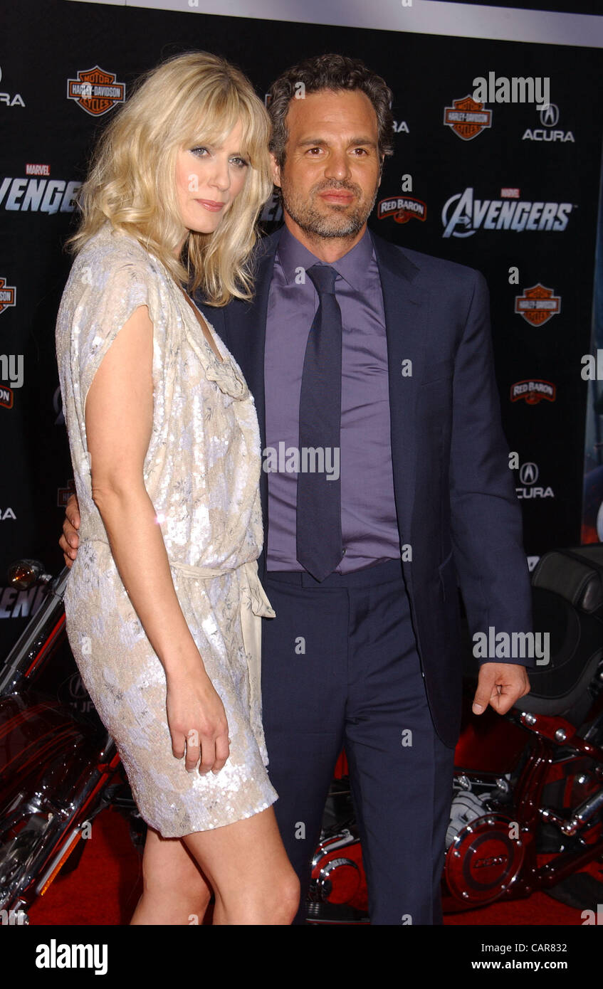 April 11, 2012 - Hollywood, California, U.S. - Mark Ruffalo And Wife ...