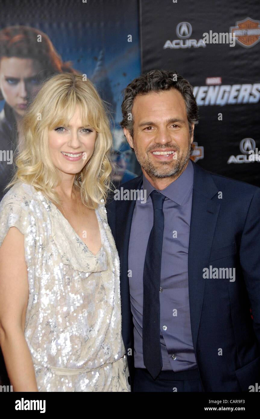 Sunrise Coigney, Mark Ruffalo at arrivals for THE AVENGERS Premiere, El ...