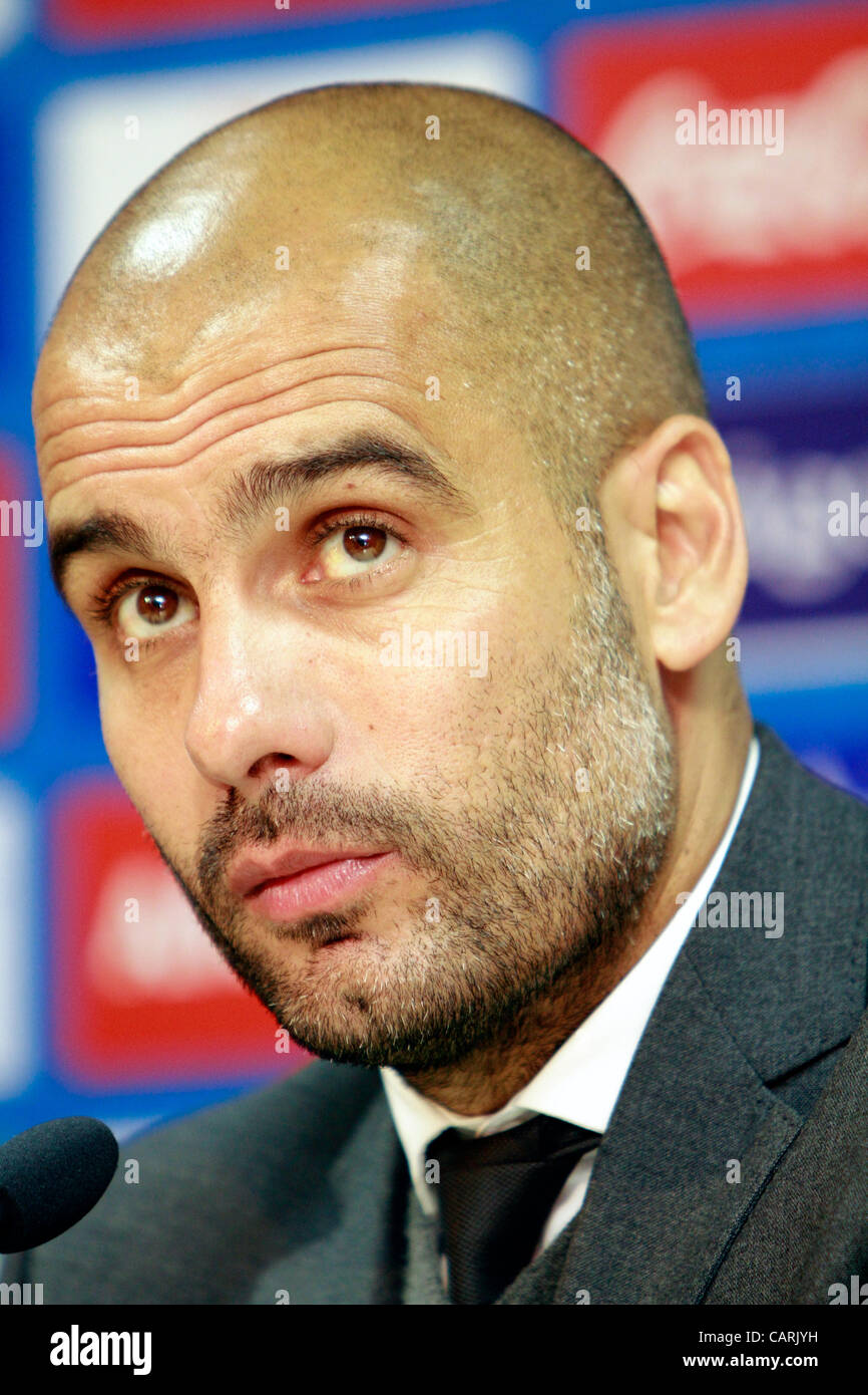 Pep guardiola barcelona hi-res stock photography and images - Alamy