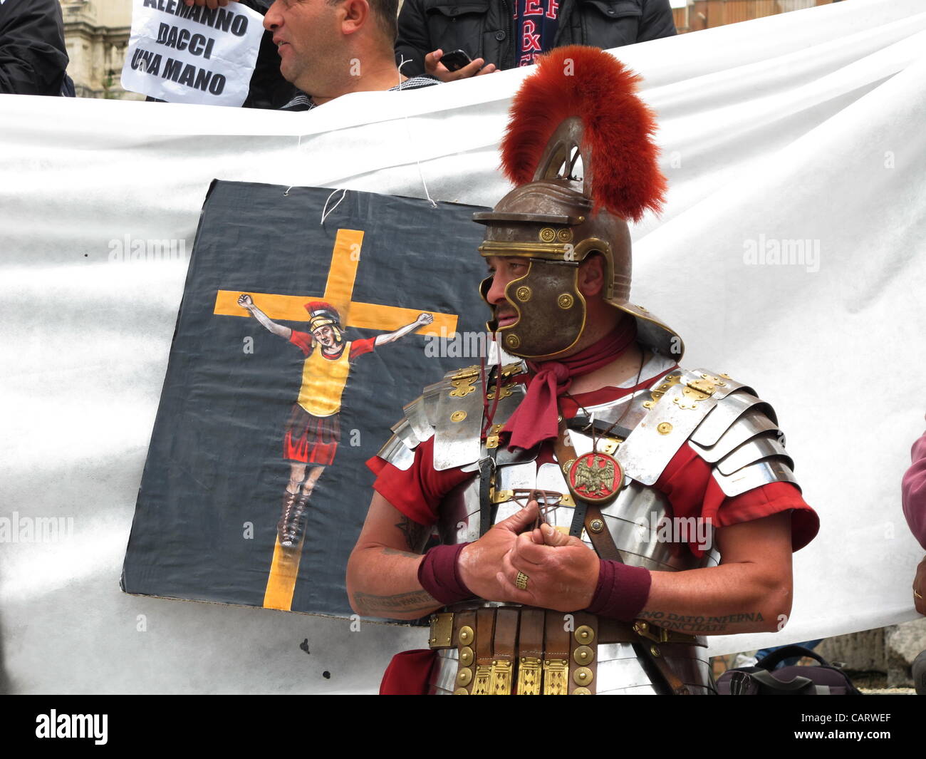 Gladiator salute hi-res stock photography and images - Alamy