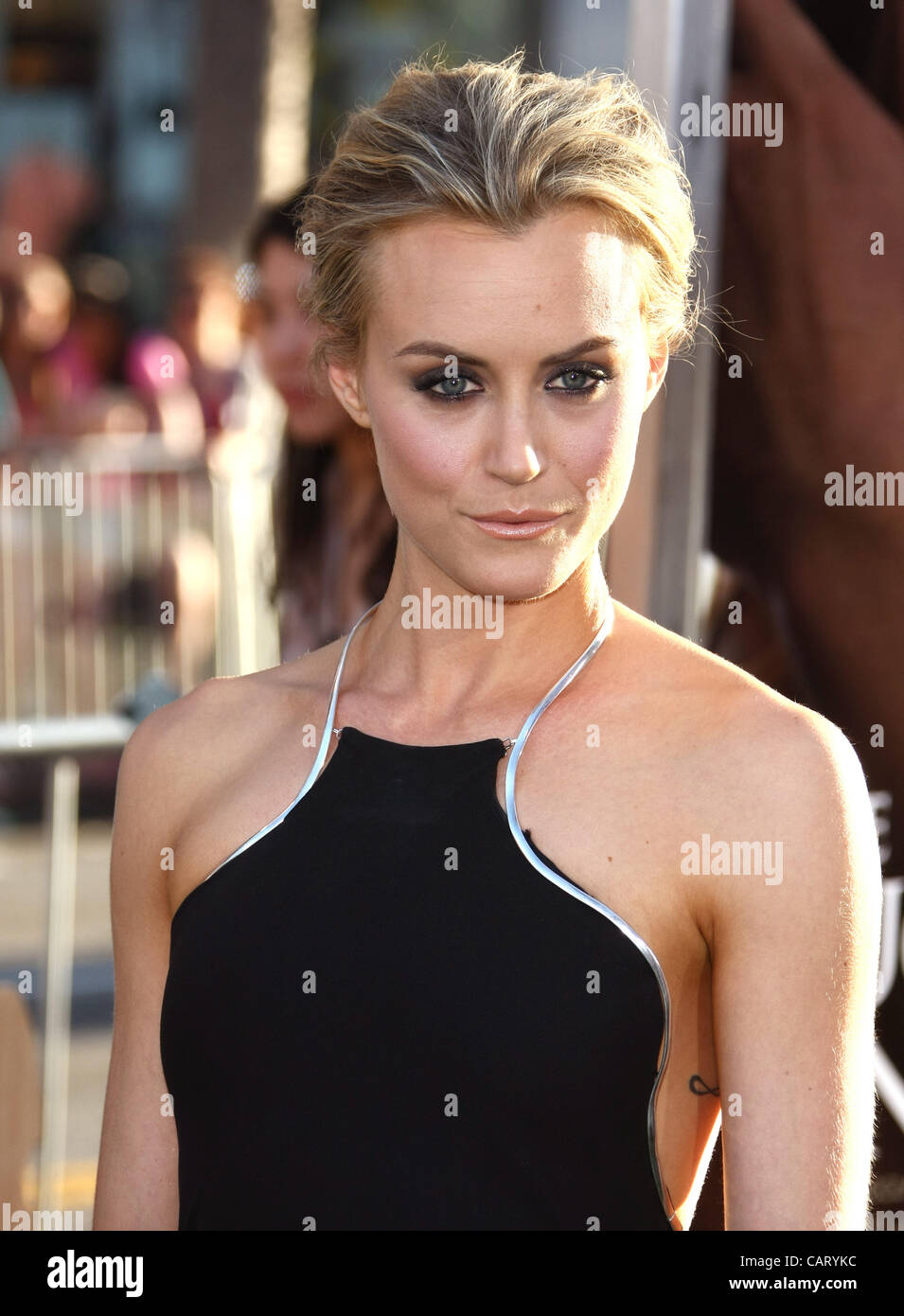 TAYLOR SCHILLING THE LUCKY ONE. LOS ANGELES PREMIERE HOLLYWOOD LOS ...