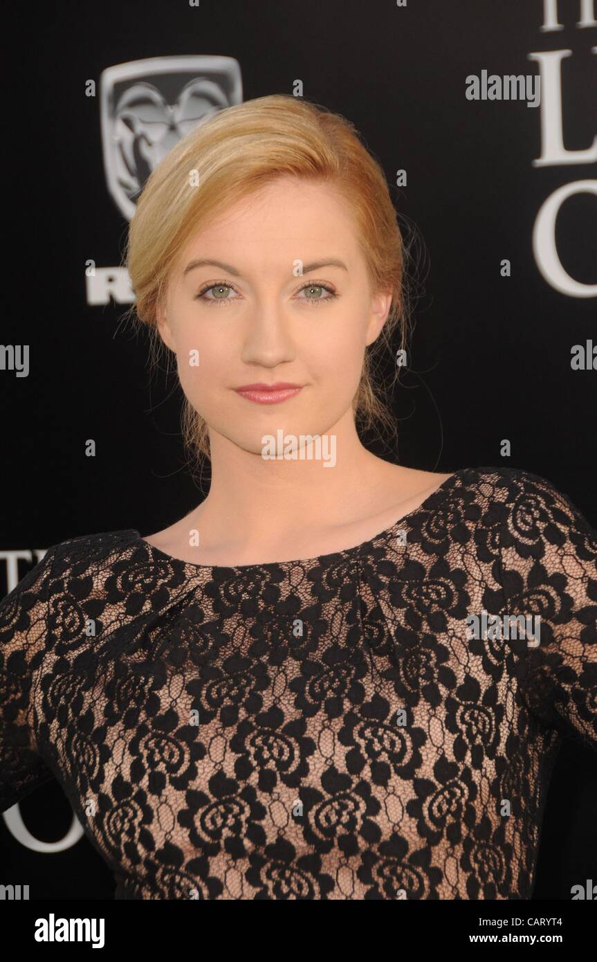 Laura Linda Bradley at arrivals for THE LUCKY ONE Premiere, Grauman's ...