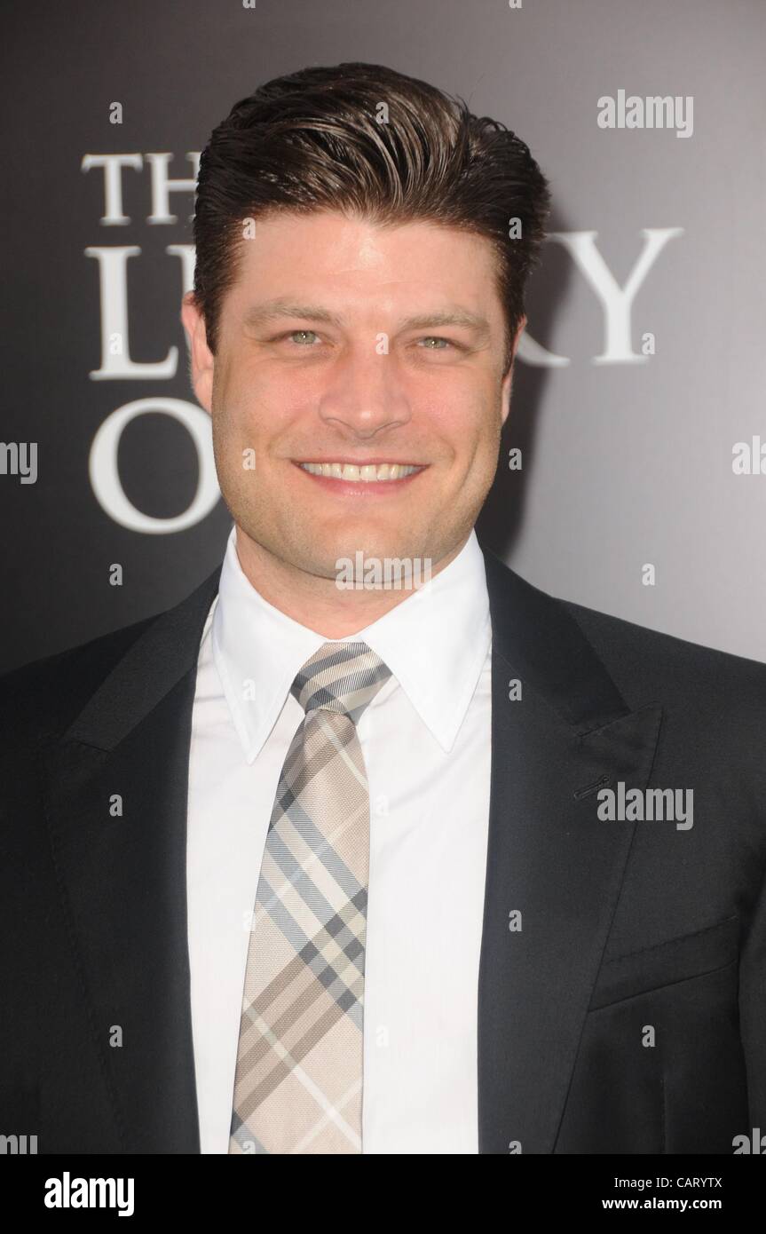 Jay Ferguson at arrivals for THE LUCKY ONE Premiere, Grauman's Chinese ...