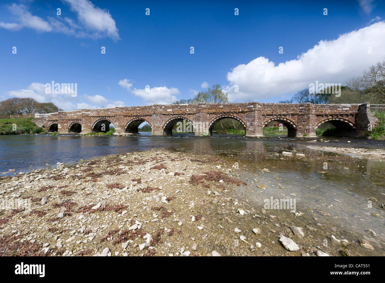Gravel bed hi-res stock photography and images - Alamy