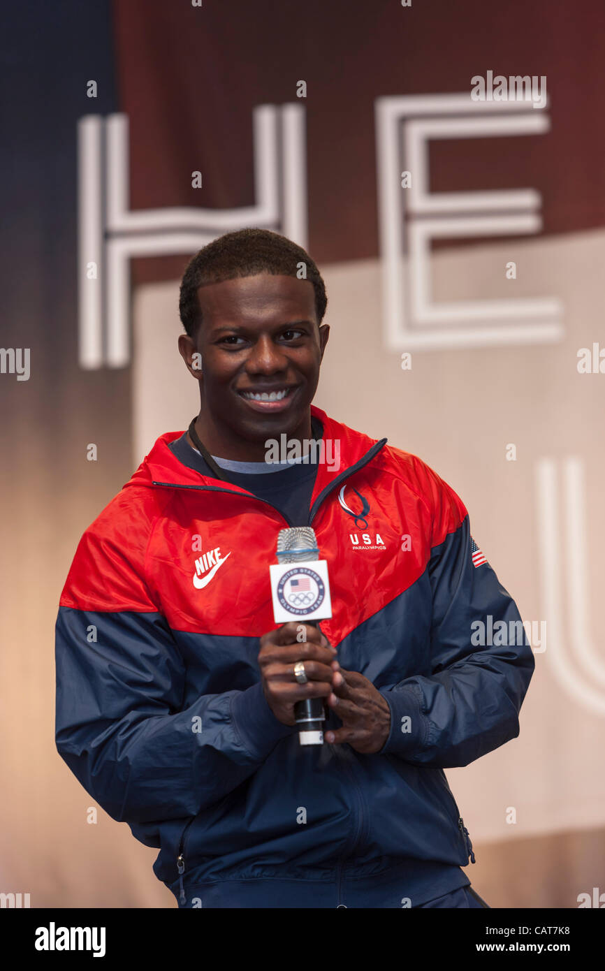 USA Paralympic Track and Field sprinter Jerome Singleton participates ...