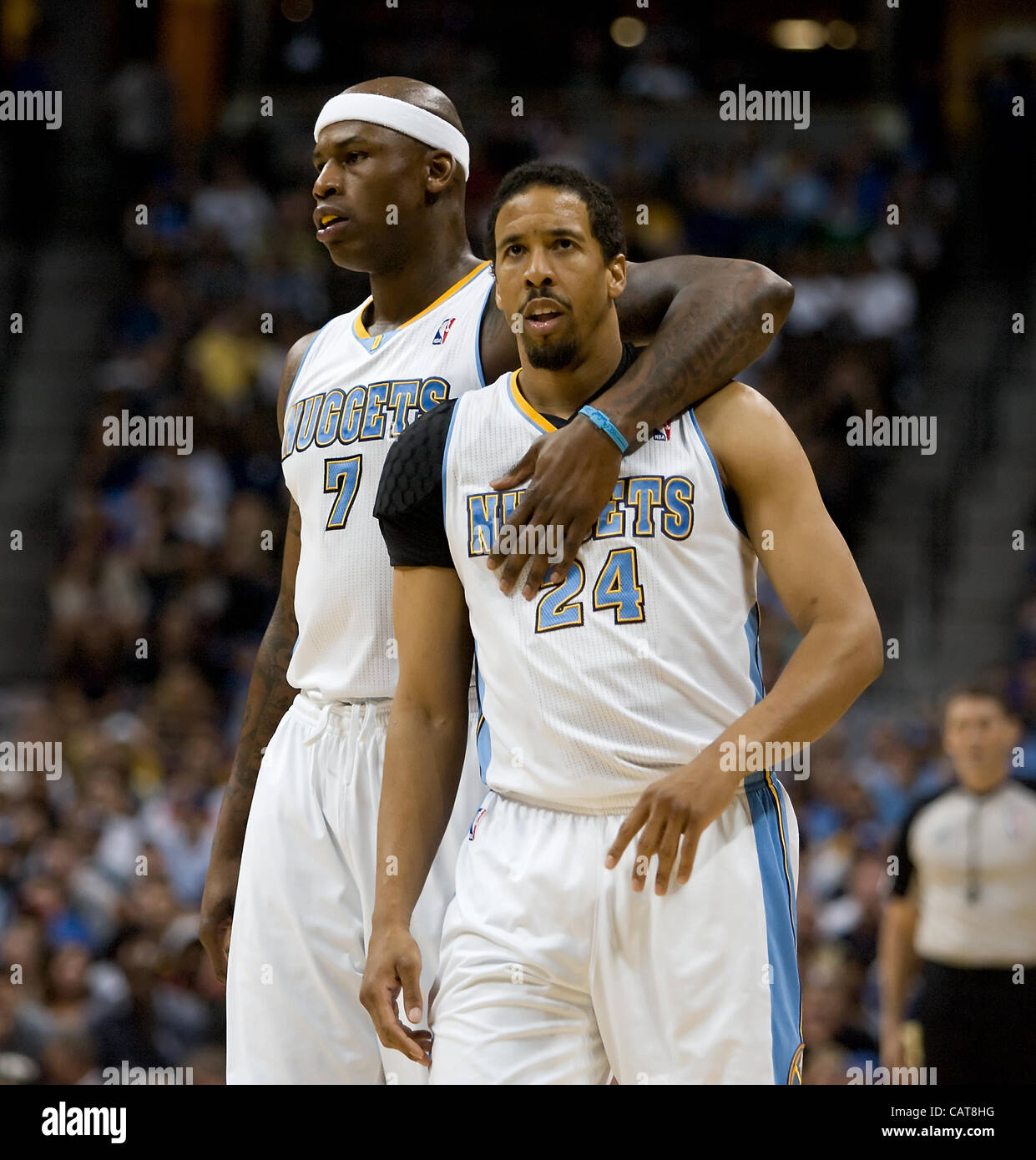 Center two consoles hi-res stock photography and images - Alamy