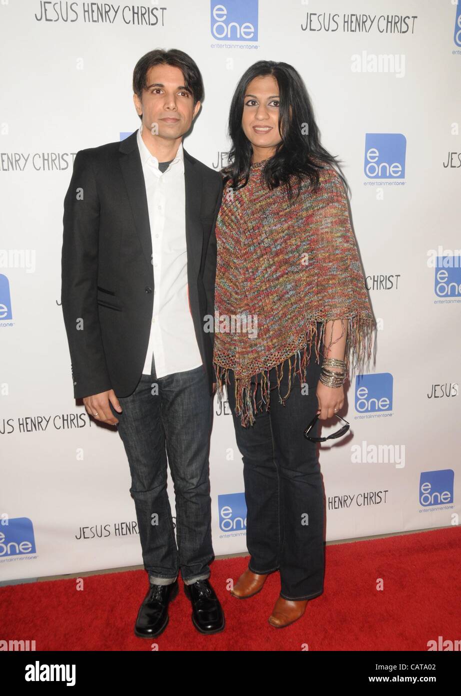 Simon taufique hi-res stock photography and images - Alamy