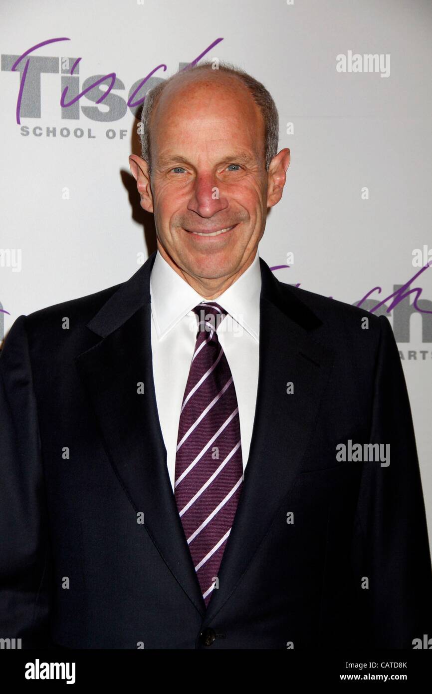 Jonathan tisch ordinary miraculous hi-res stock photography and images ...