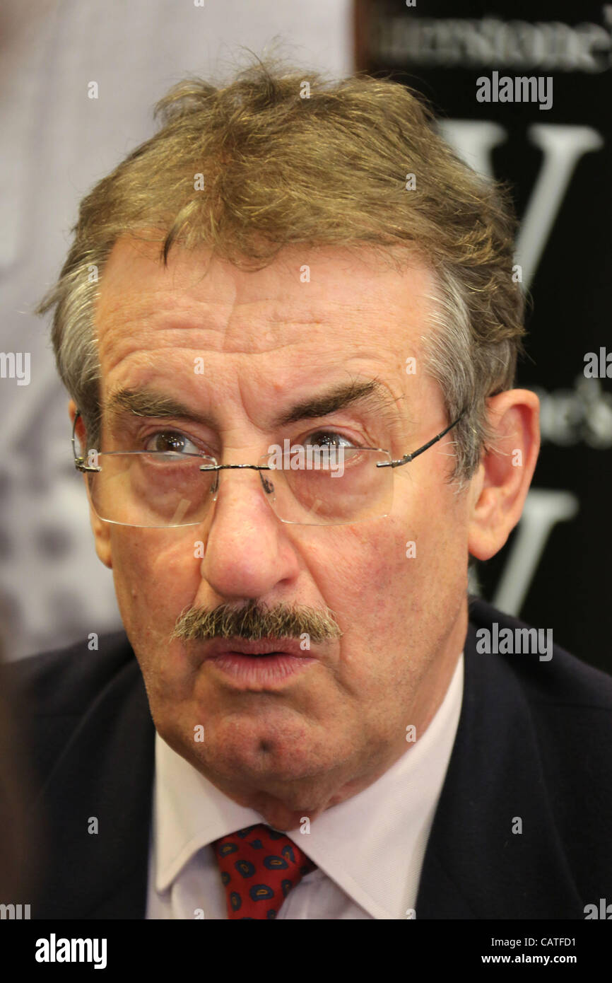 Only fools and horses boycie hi-res stock photography and images - Alamy