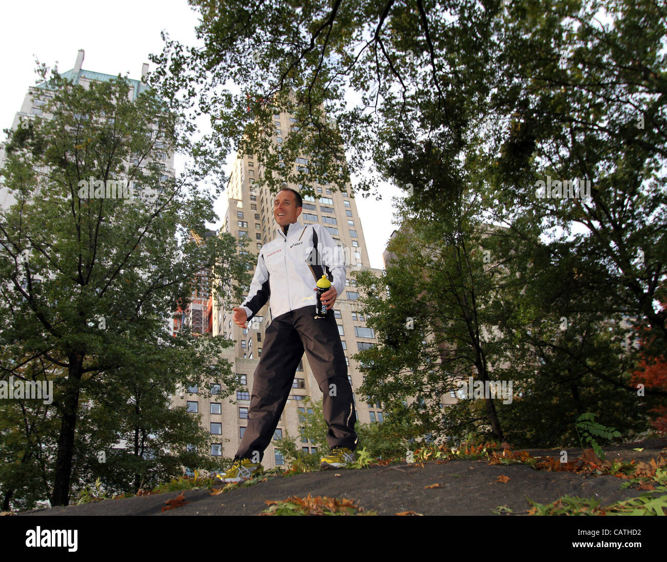 Swiss marathon runner viktor rothlin hi-res stock photography and ...