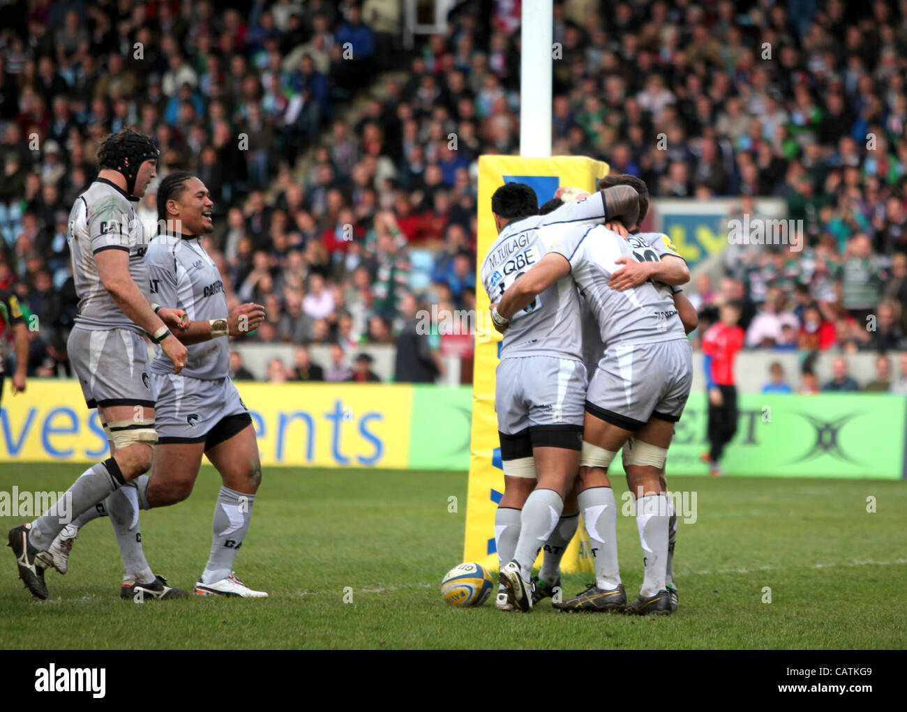 21.04.2012 London, England. Rugby Union. Harlequins v Leicester Tigers ...