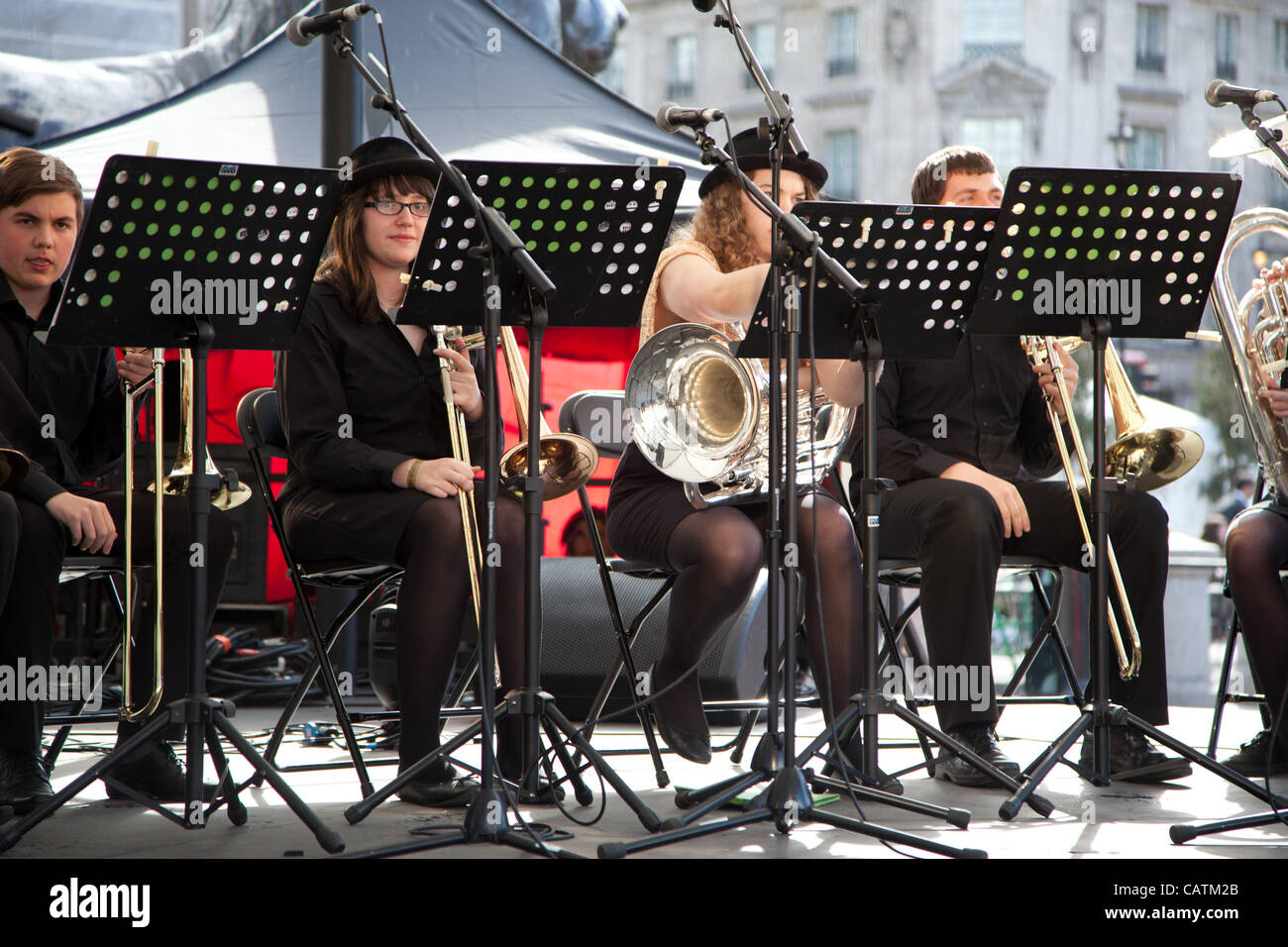 Modern english band hi-res stock photography and images - Alamy