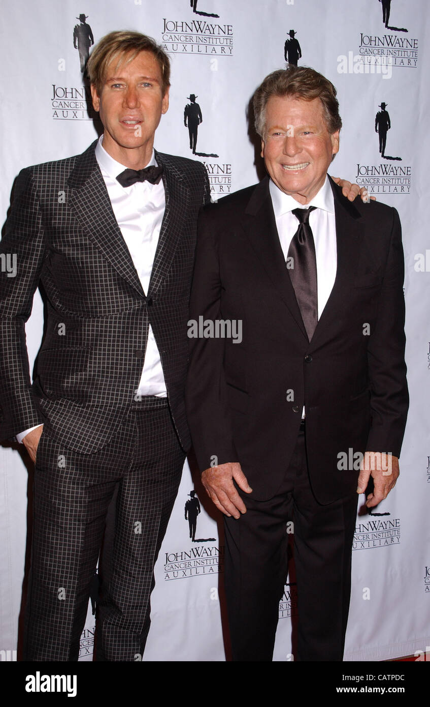 Dr lawrence piro hi-res stock photography and images - Alamy