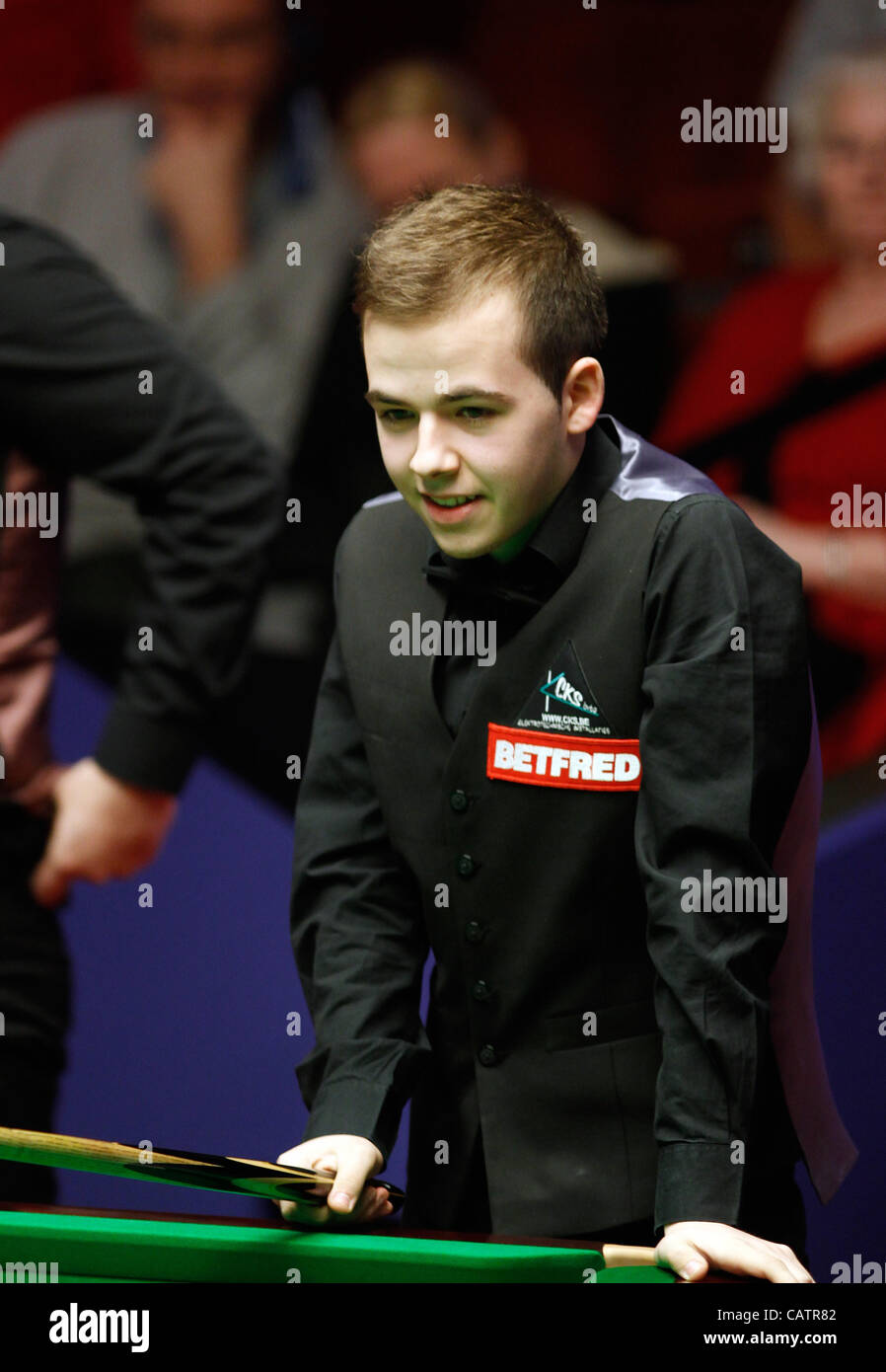 LUCA BRECEL WORLD SNOOKER CHAMPIONSHIP THE CRUCIBLE SHEFFIELD ENGLAND ...