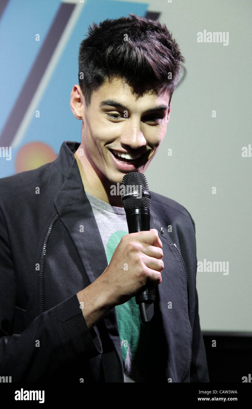 103 5 ktu hi-res stock photography and images - Alamy