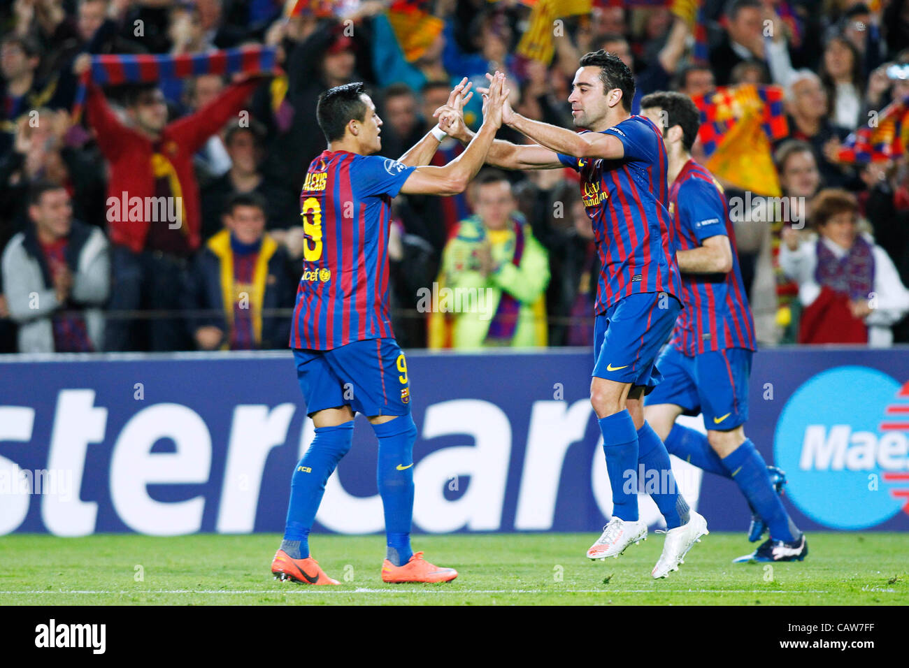 Alexis Sanchez, Xavi (Barcelona), APRIL 24, 2012 - Football / Soccer ...