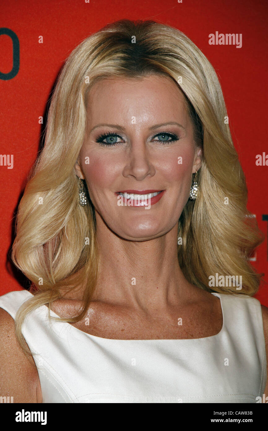 April 24, 2012 - New York, New York, U.S. - Sandra Lee arrives for the ...