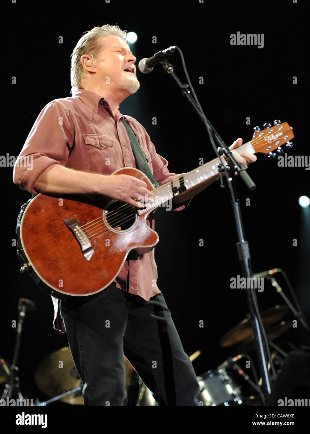 Don henley eagles hi-res stock photography and images - Alamy