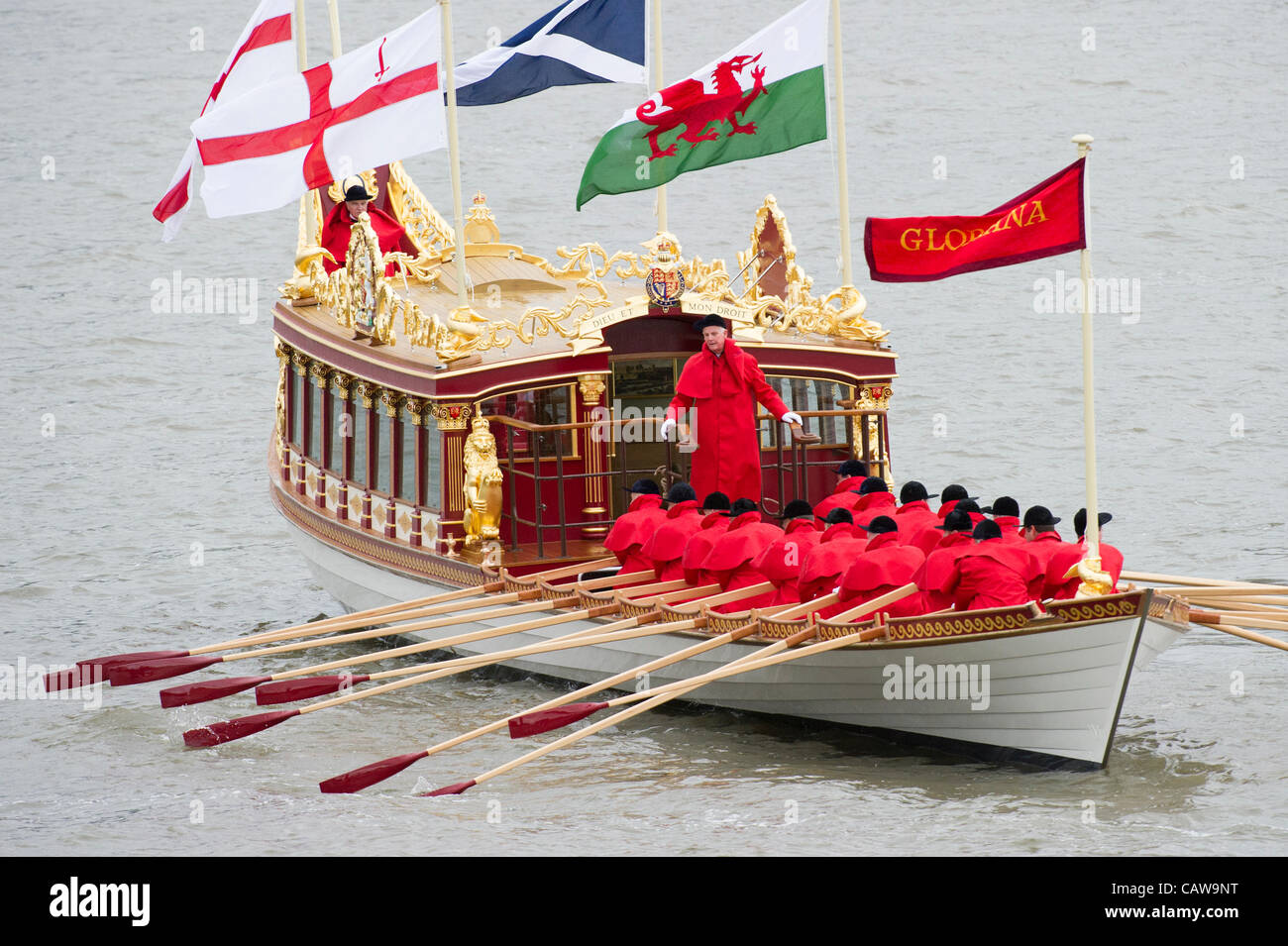 Gloriana royal barge hi-res stock photography and images - Alamy