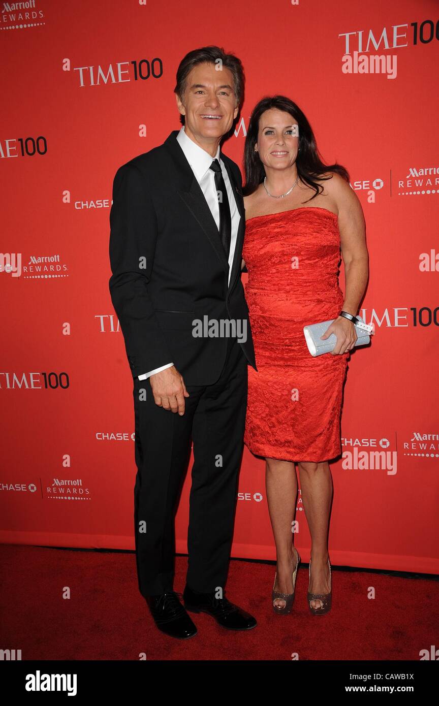 Dr oz lisa oz arrivals hi-res stock photography and images - Alamy