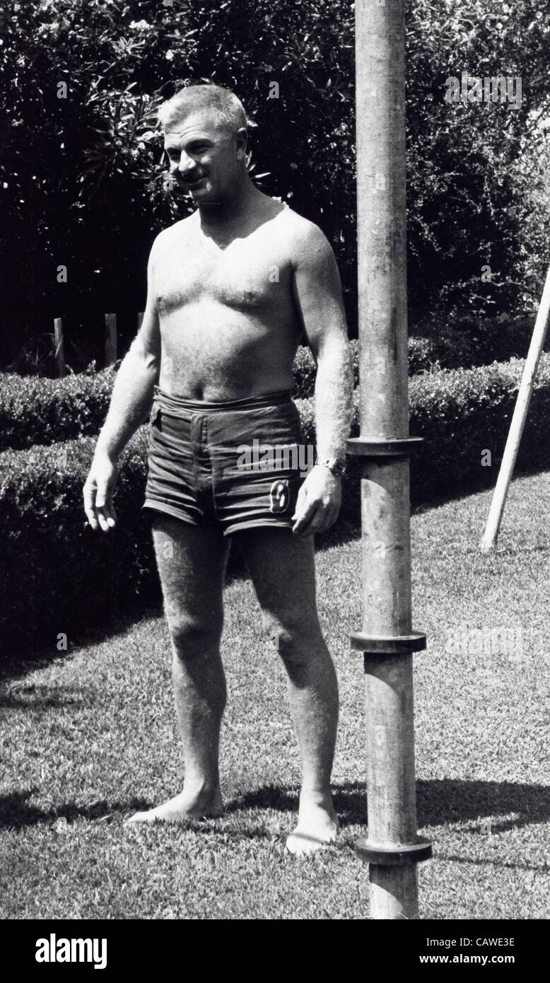 EDDIE ALBERT 1982.(Credit Image: Â© Larry Barbier/Globe Photos ...