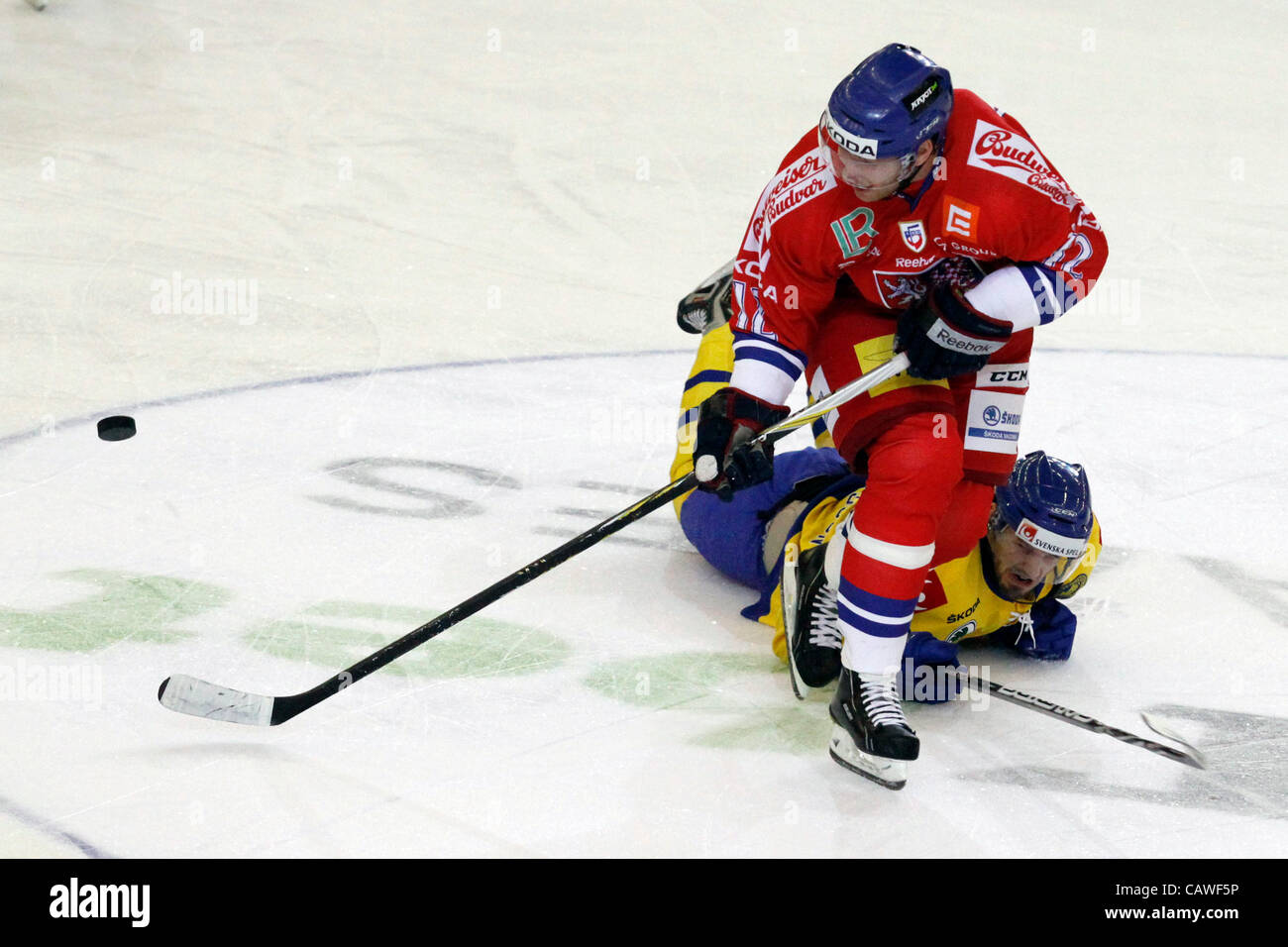 Jiri Novotny (CZE, up) and Niklas Persson (SWE) during their Euro ...