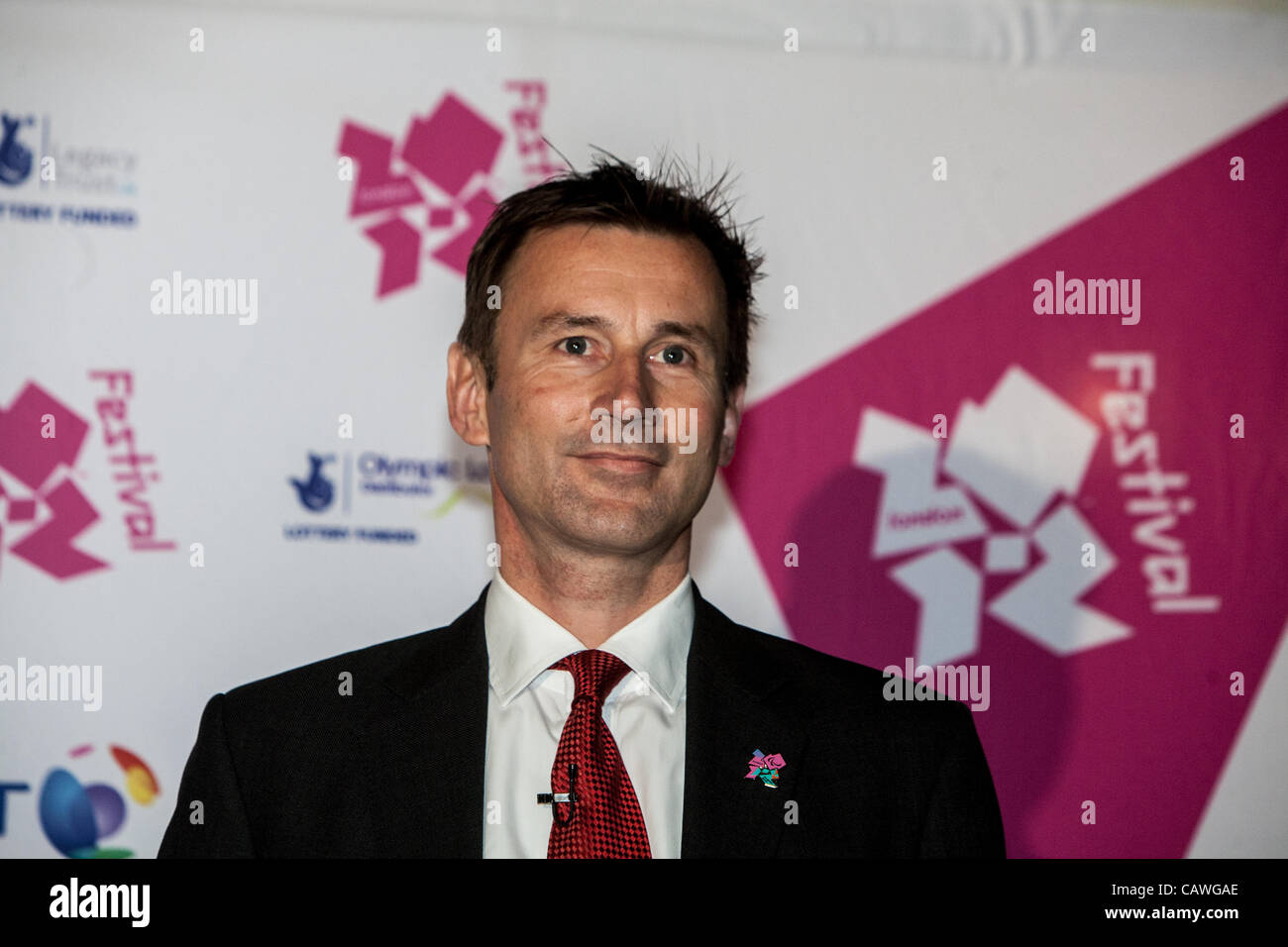 Hunt secretary state culture olympics hi-res stock photography and ...